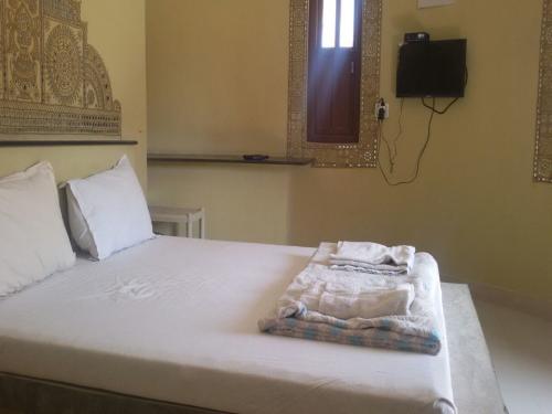 Kutch Tours and Travels